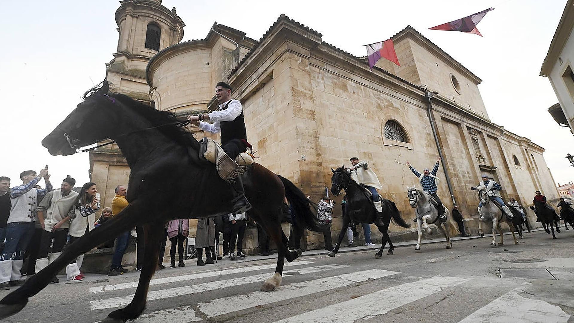Santo Domingo de Silos recuerda la leyenda de Los Jefes | BURGOSconecta
