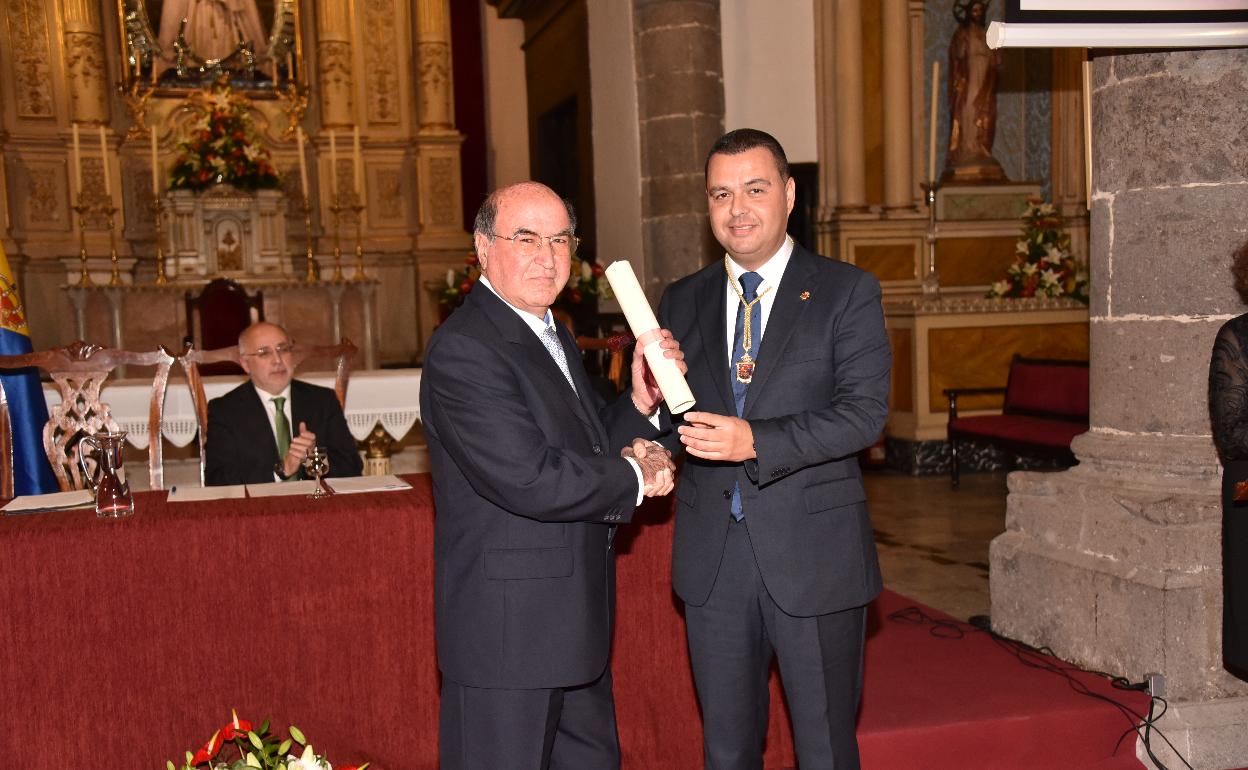 Guía lamenta la muerte de Luis Arencibia, el gran impulsor de la Fiesta ...