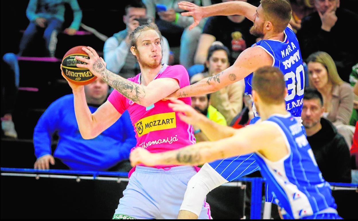 El Gran Canaria y Olek Balcerowski unen sus caminos hasta 2024 | Canarias7