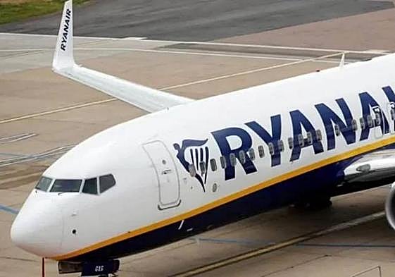 Condenan a Ryanair por prohibir a dos policías viajar con sus armas de Tenerife a Madrid | Canarias7