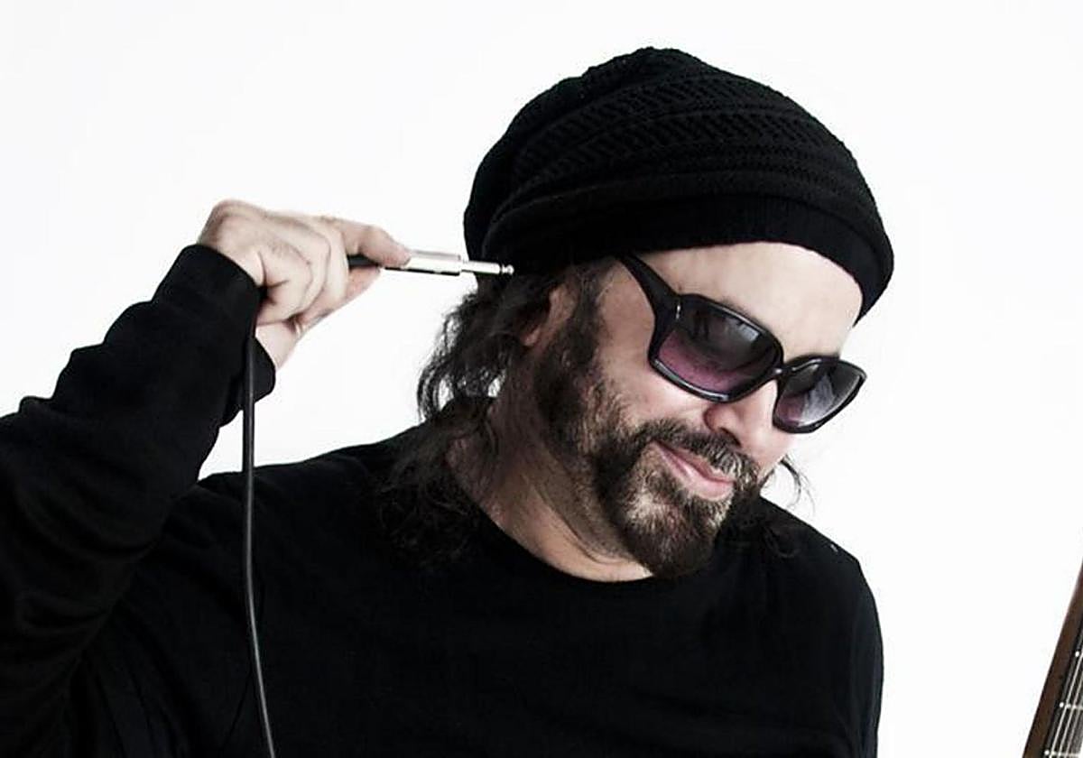 Carlos Varela celebra sus 40 años en la música el 1 de julio, en Miller ...