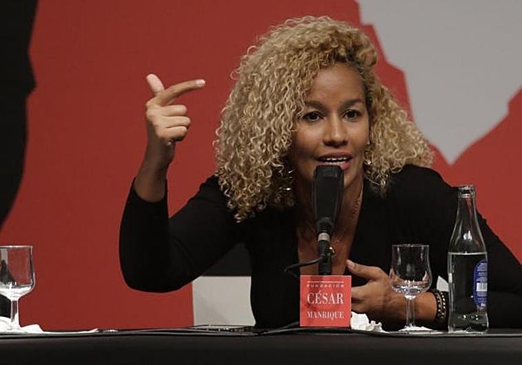 La abogada canaria Loueila Mint El Mammy, premiada por el Ministerio de ...