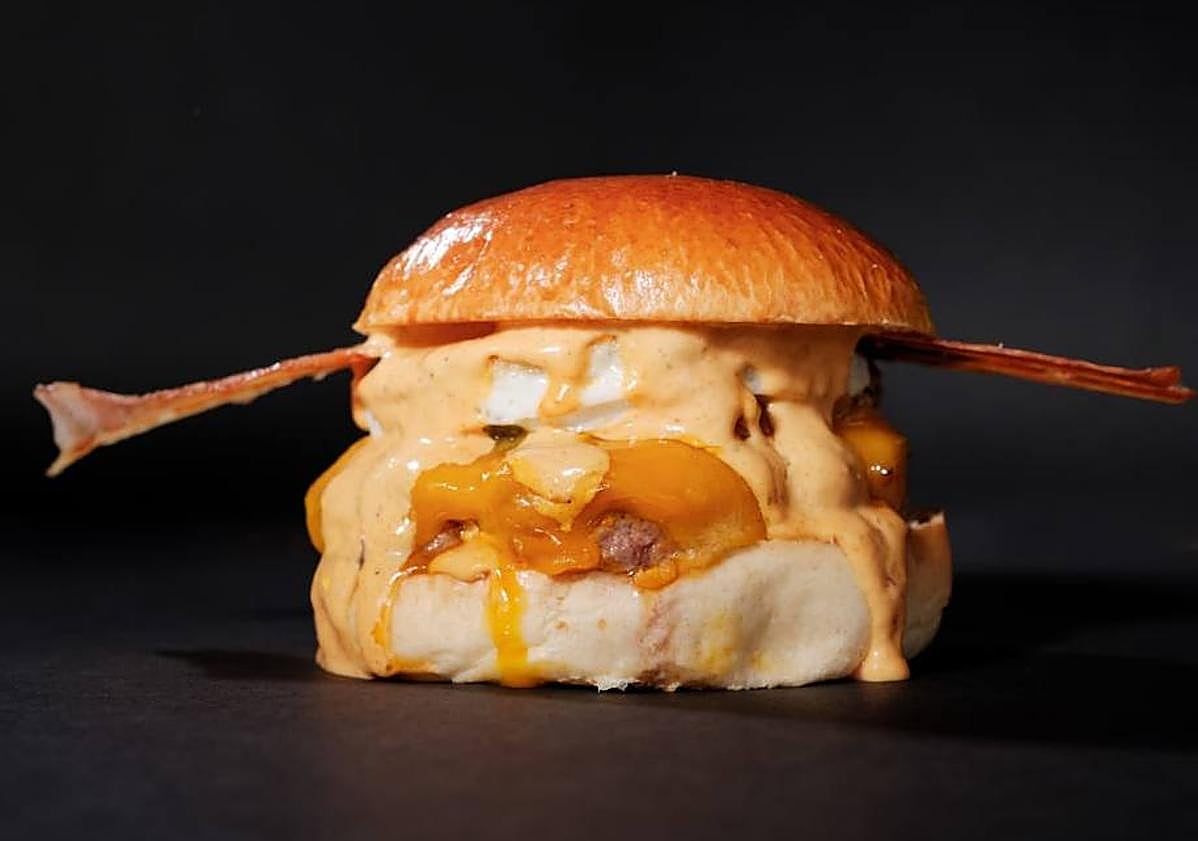 Pablo´s Escoburguer, el patrón cumple un año en la ciudad | Canarias7