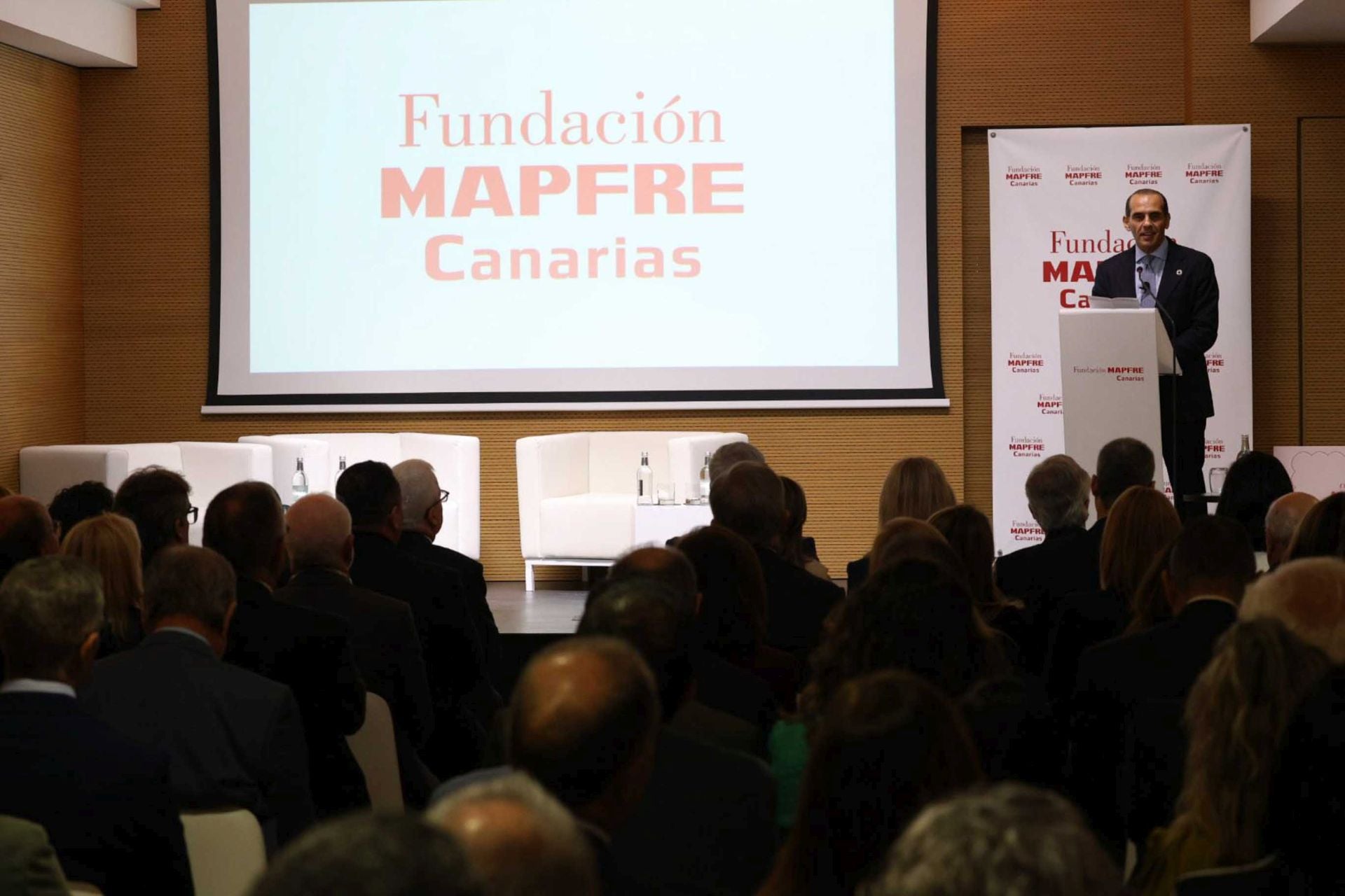 La fundación Mapfre Canarias celebra su 40 aniversario con la infanta ...