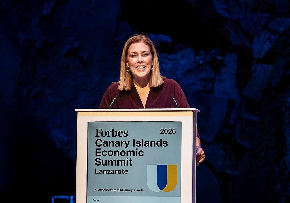 Astrid Pérez en la clausura del Congreso Forbes: «Canarias puede ...