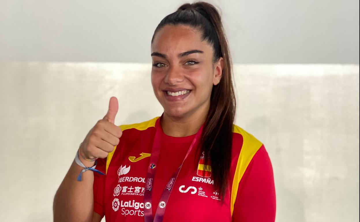 María Torres hace historia y luchará por su primer oro mundial absoluto ...