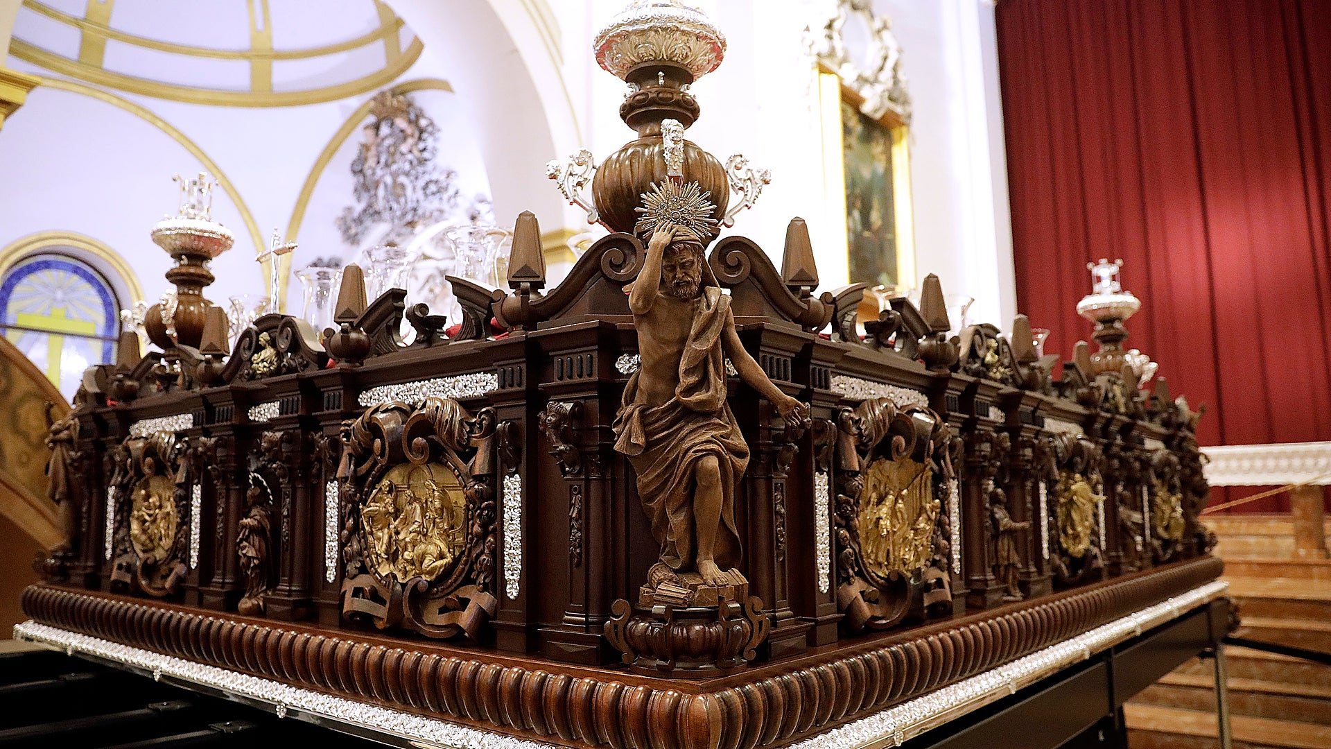 Cristo del Perdón: Un nuevo trono para la Semana Santa de Málaga ...