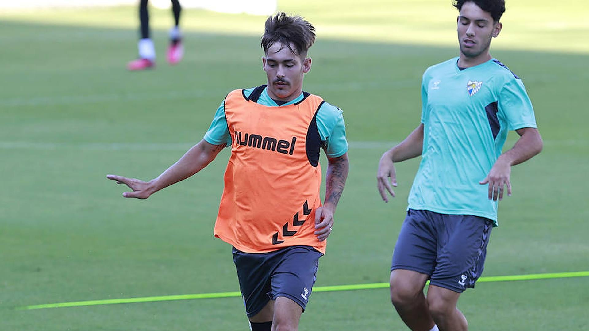 Víctor Olmo rescinde contrato para irse a la Balona y se busca una ...