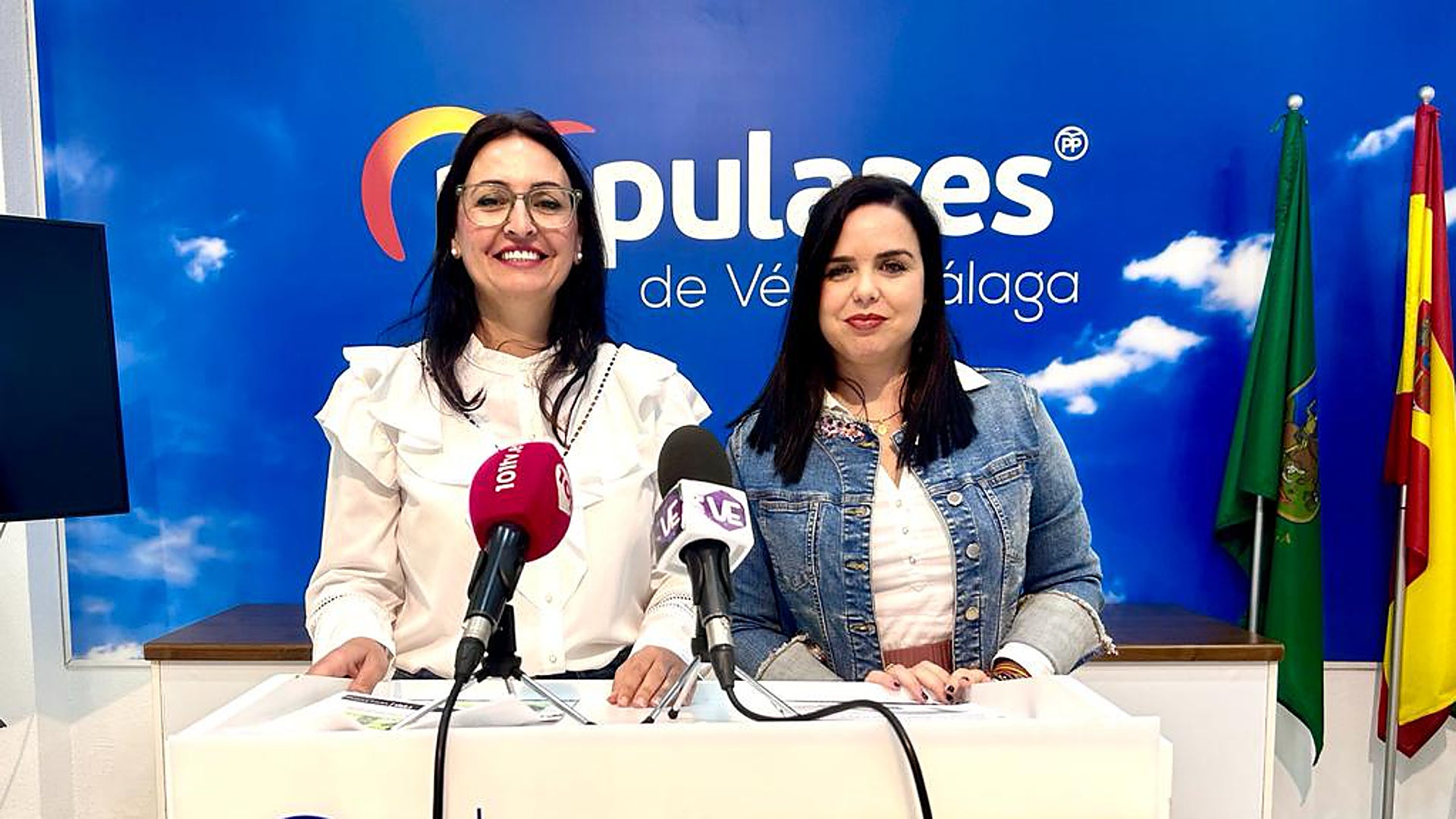 El PP denuncia el reparto de «folletos injuriosos» con la imagen del ...