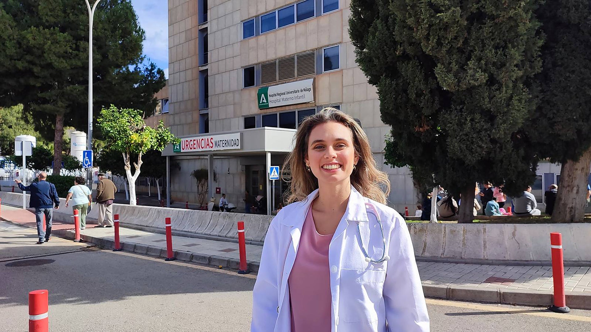 La matrona malagueña que arrasa en Tik Tok: «Conviértete en una madraza ...