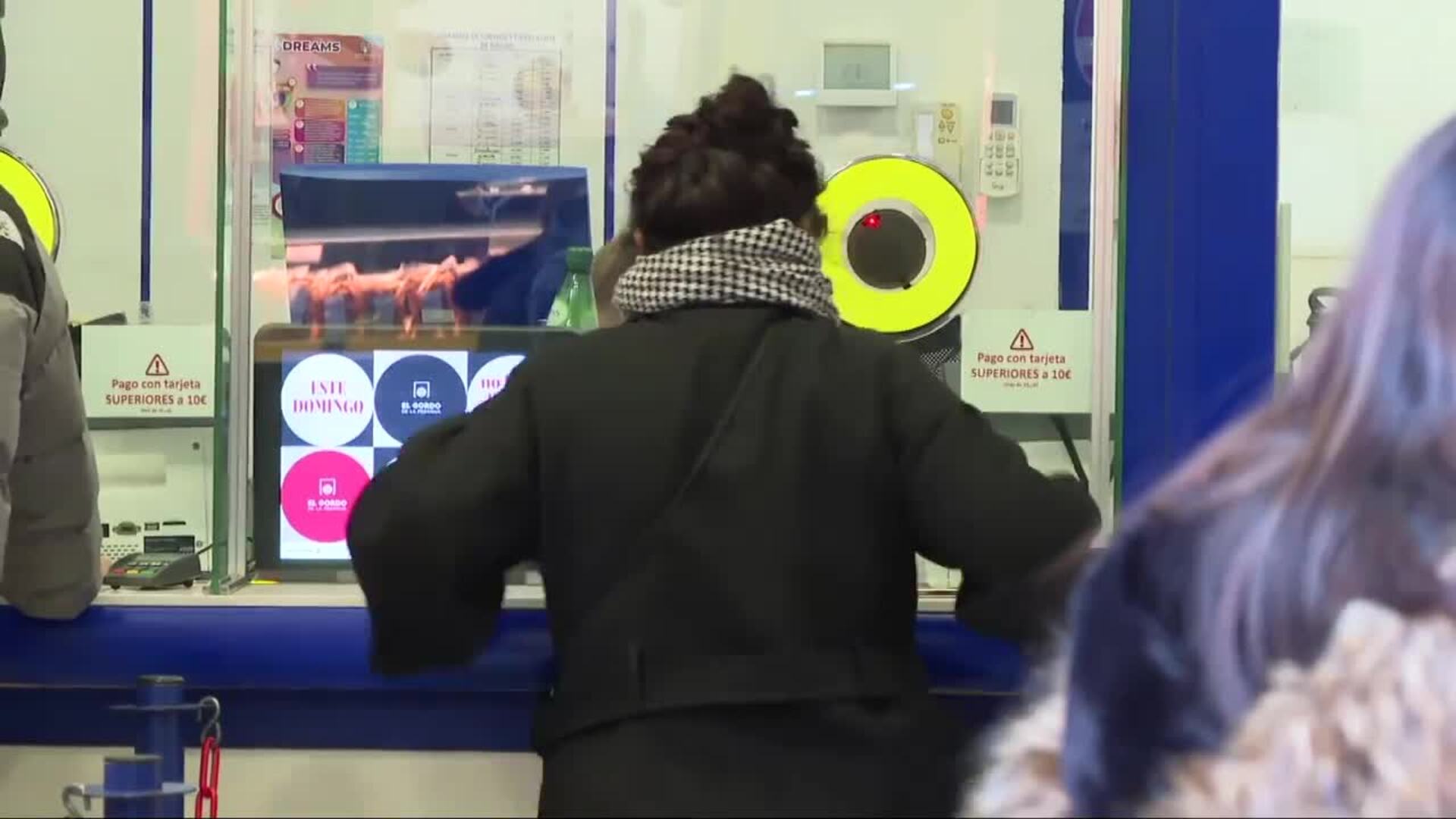 El número 23 arrasa en la administración de lotería de Doña Manolita ...