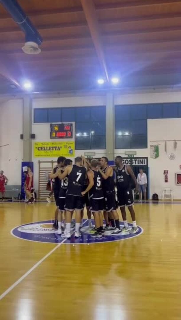 El Basket4life se corona como nuevo campeón de Europa +35 | Diario Sur
