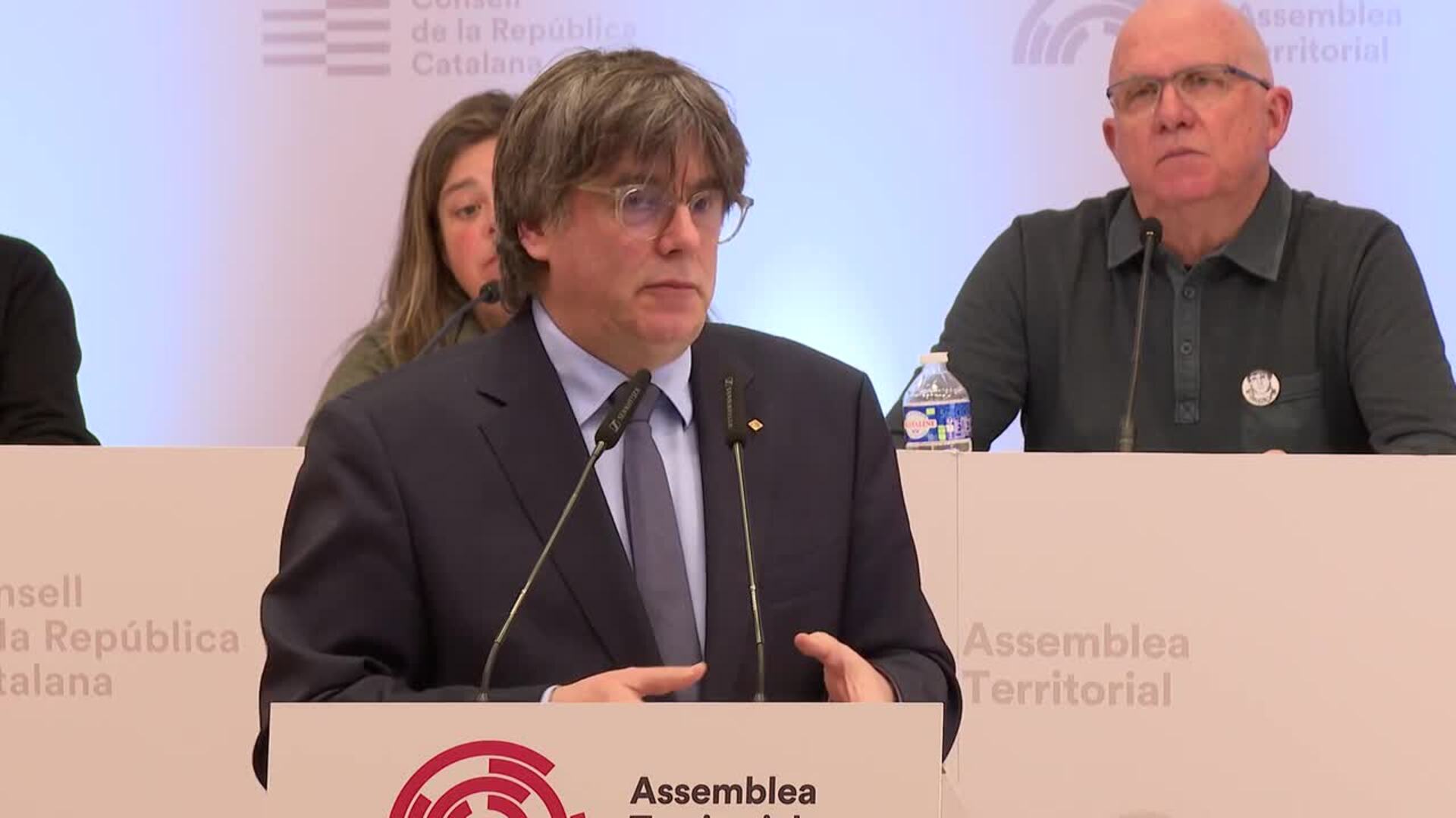 Puigdemont apela a la unión del independentismo e insta a tener "una ...