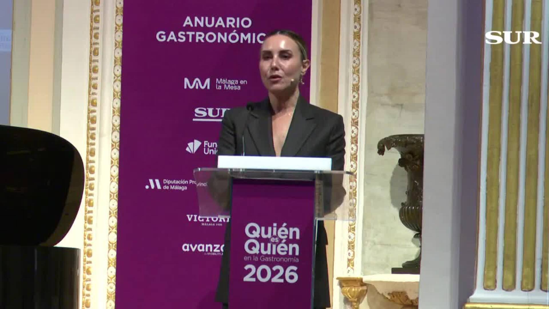 Cristina Cánovas y Diego Aguilar, de Palodú, recoge el Premio a la Mejor Propuesta en la gala ...