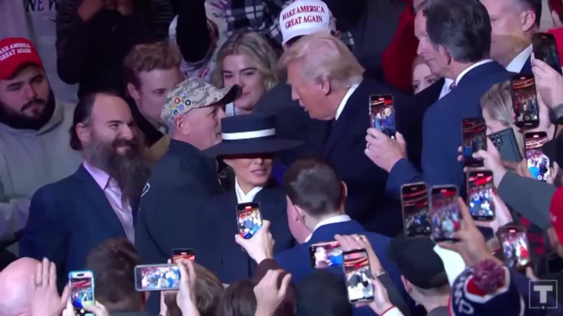 Un juez bloquea cautelarmente la orden de Trump que pone fin a la ciudadanía por nacimiento ...