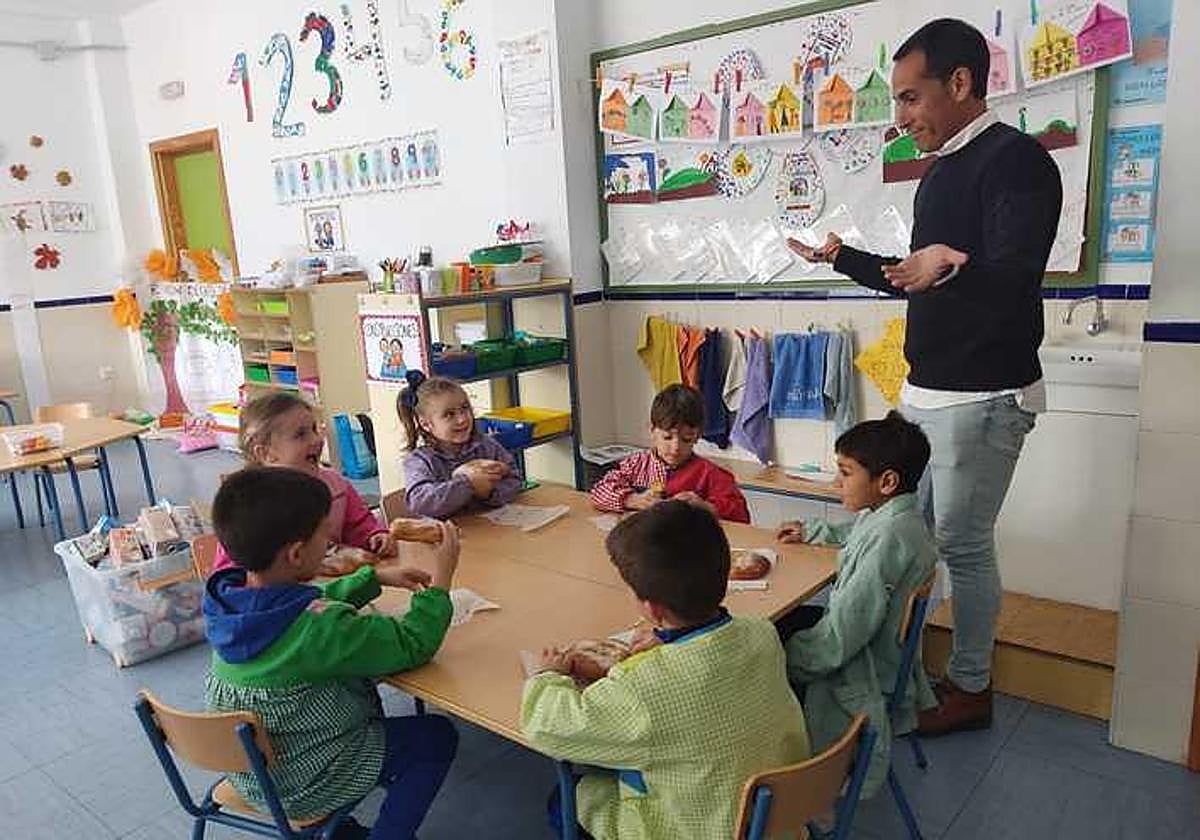 Nuevo paso para la bajada de ratio en las aulas de los colegios de ...