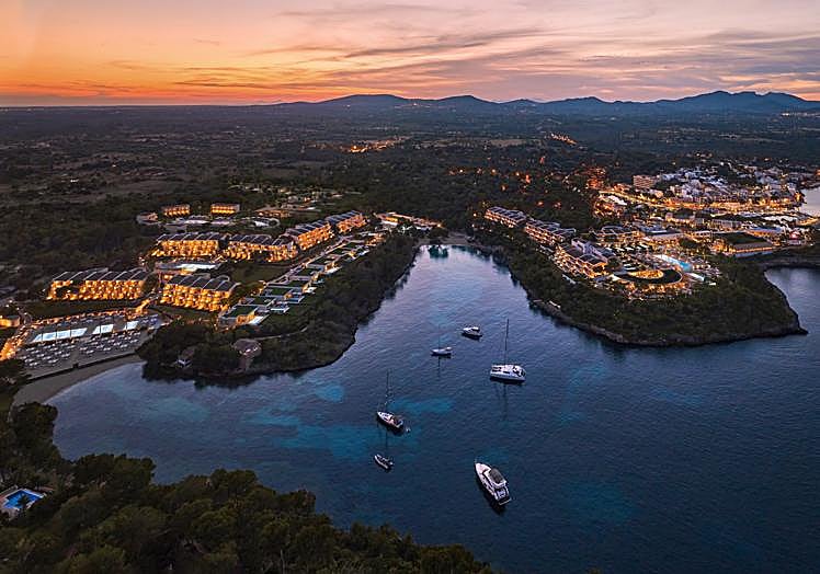 Ikos Resorts refuerza su estrategia ESG con foco en las comunidades y ...