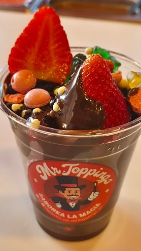 Mr. Toppings crea en Málaga los espetos dulces | Diario Sur