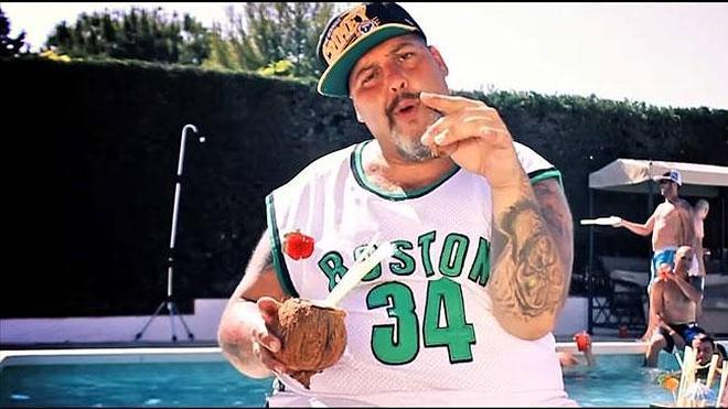 Gordo Master y Little Pepe se lanzan a la piscina | Diario Sur