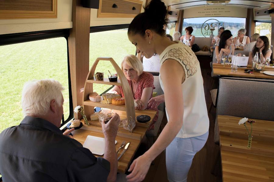 Fotos: De cena un autobús | El Diario Vasco