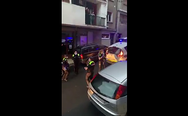 Eibar pide a los policías que sean «más comedidos» tras bailar en la ...