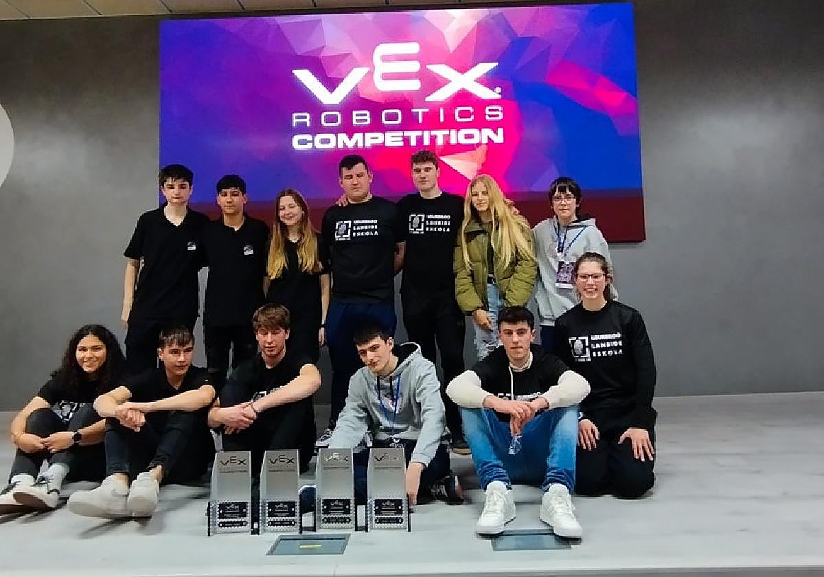 Usurbil: Alumnos de Usurbilgo Lanbide Eskola, en la final de VEX ...