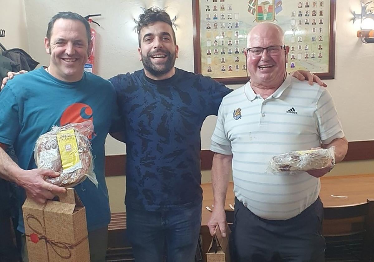 Lasarte: Patxi e Iñigo Landa se llevaron el torneo de mus relámpago de ...