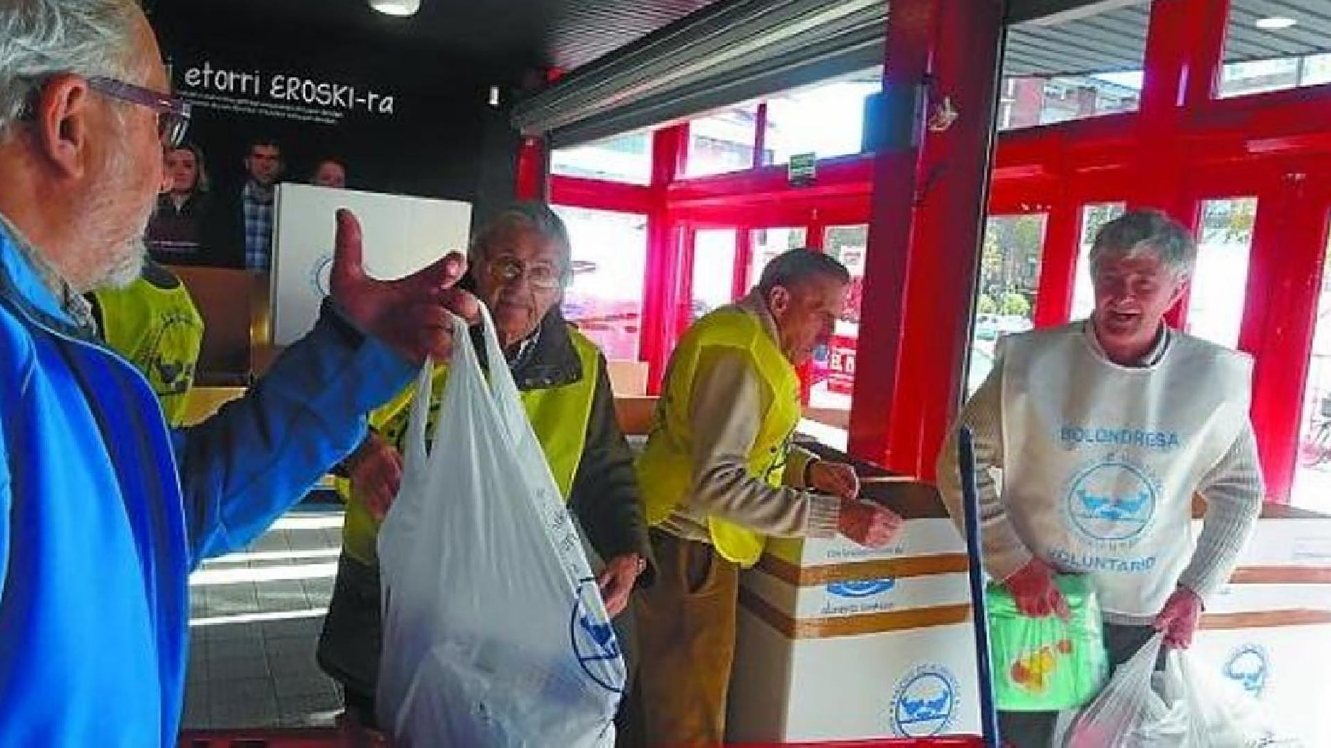 Zarautz: Campaña de recogida de alimentos para repartir entre la gente ...