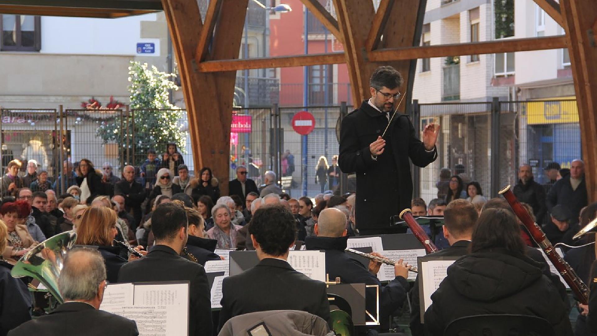 Errenteria: La Banda rendirá un homenaje a Cristóbal Gamón por sus ...