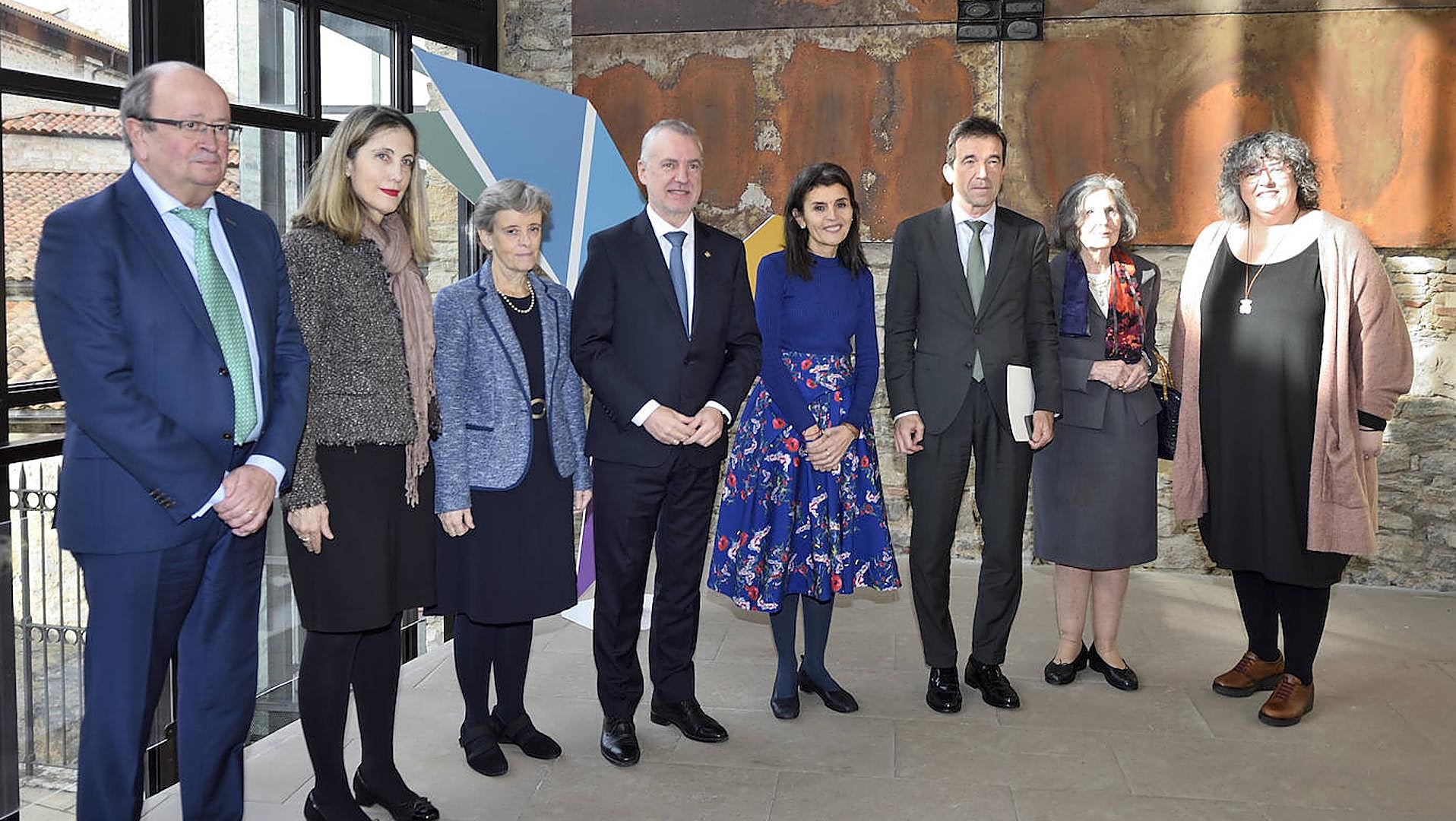 Euskadi entrega el premio René Cassin a la Comisión Internacional ...