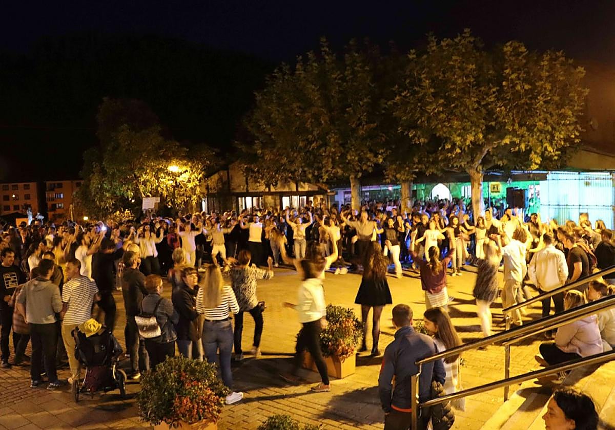 Costa Urola: San Silvestre lasterketa eta 'kotiloia' gaur eta erromeria ...