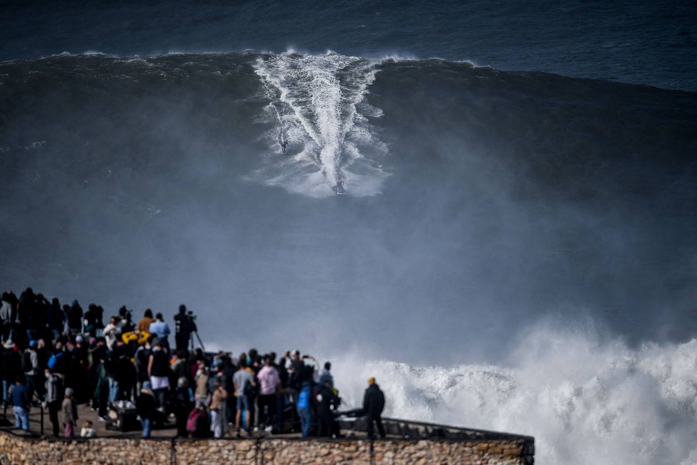 Fotos: La ola asesina de Nazaré | El Diario Vasco