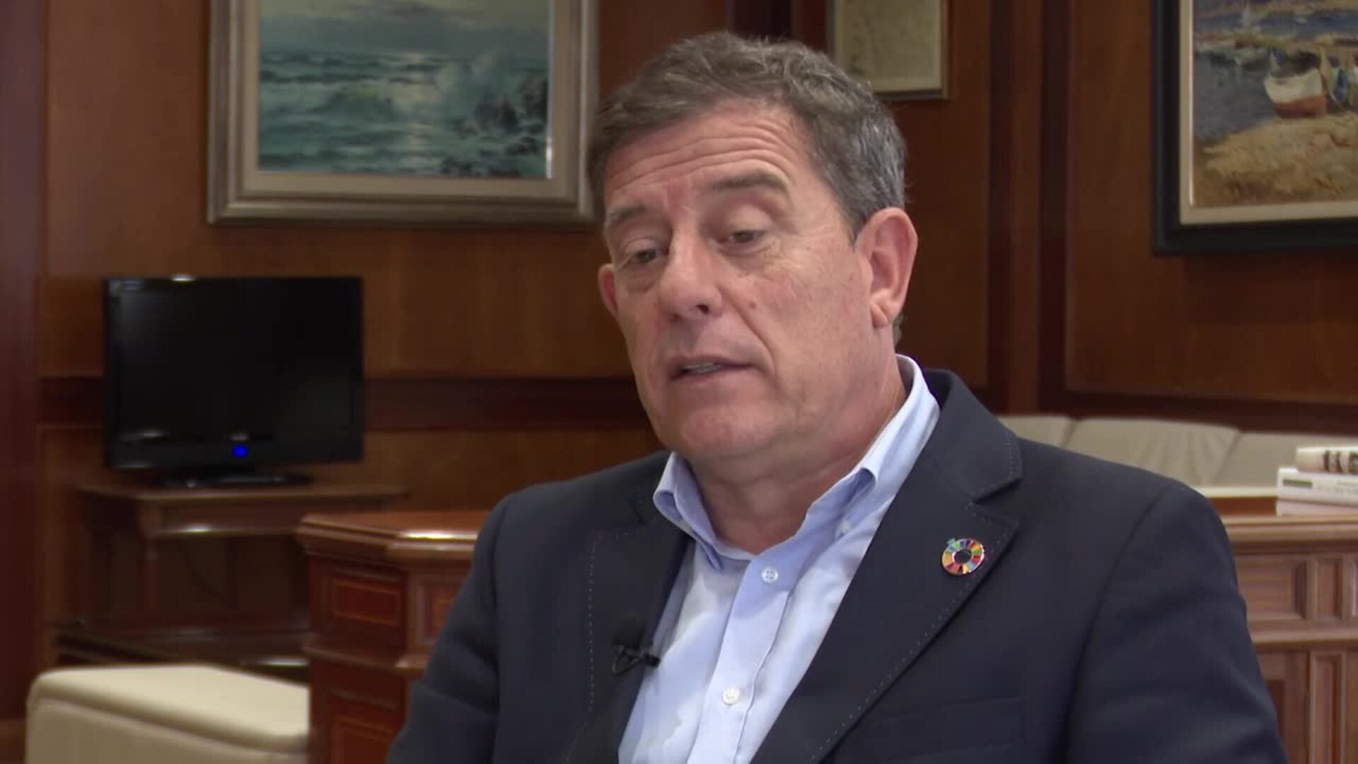 Besteiro ironiza con que Rueda sea el único presidente al que le ...