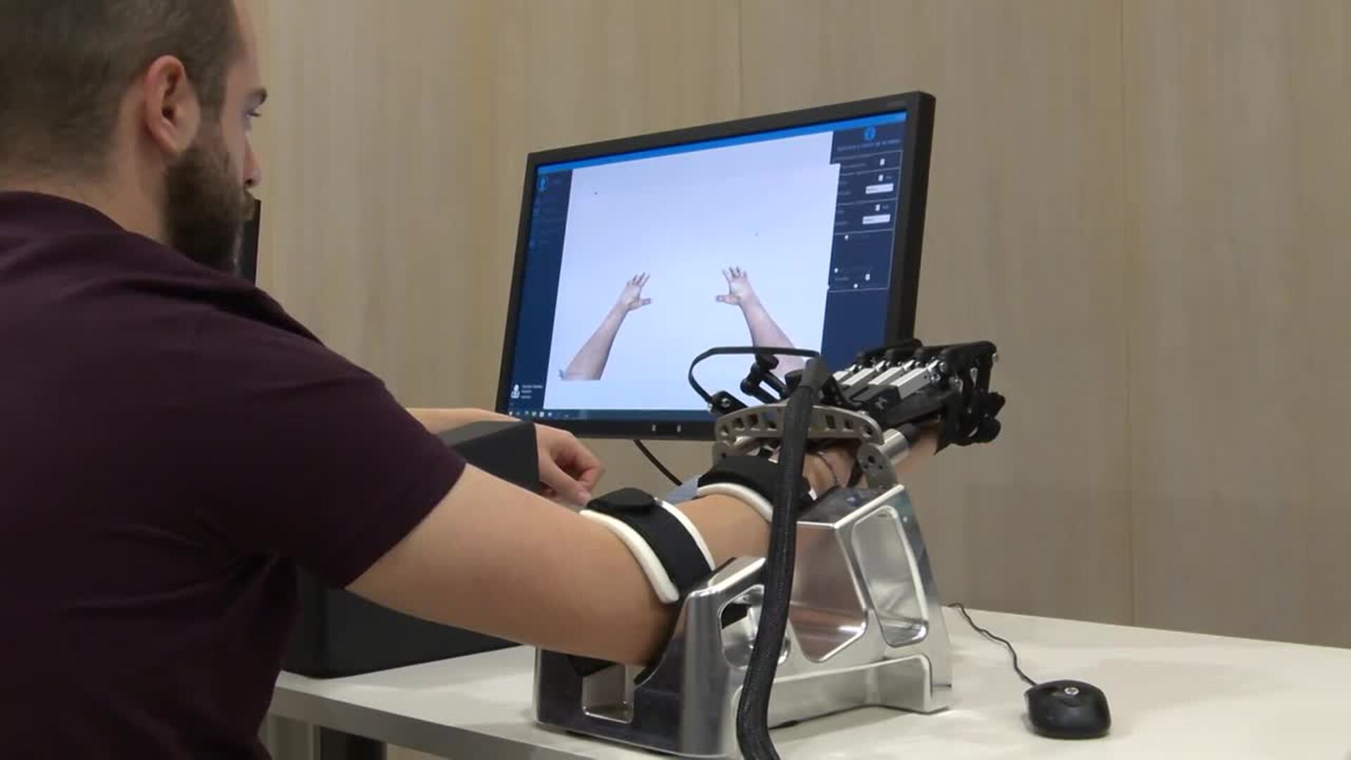 UVA diseña un robot que mejora movilidad en manos de pacientes con ...