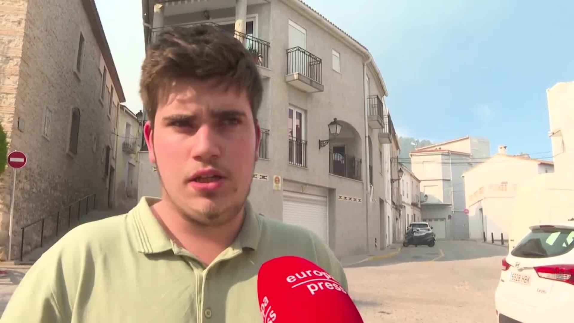 El incendio en Montitxelvo obliga a confinar el municipio de Potries por el humo | El Diario Vasco