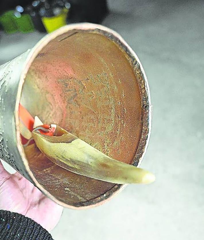 La magia de hacer sonar perfectamente un cencerro | El Diario Vasco