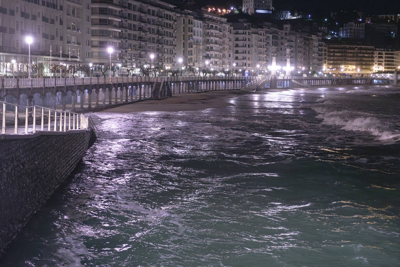 Mareas vivas en la costa guipuzcoana | El Diario Vasco