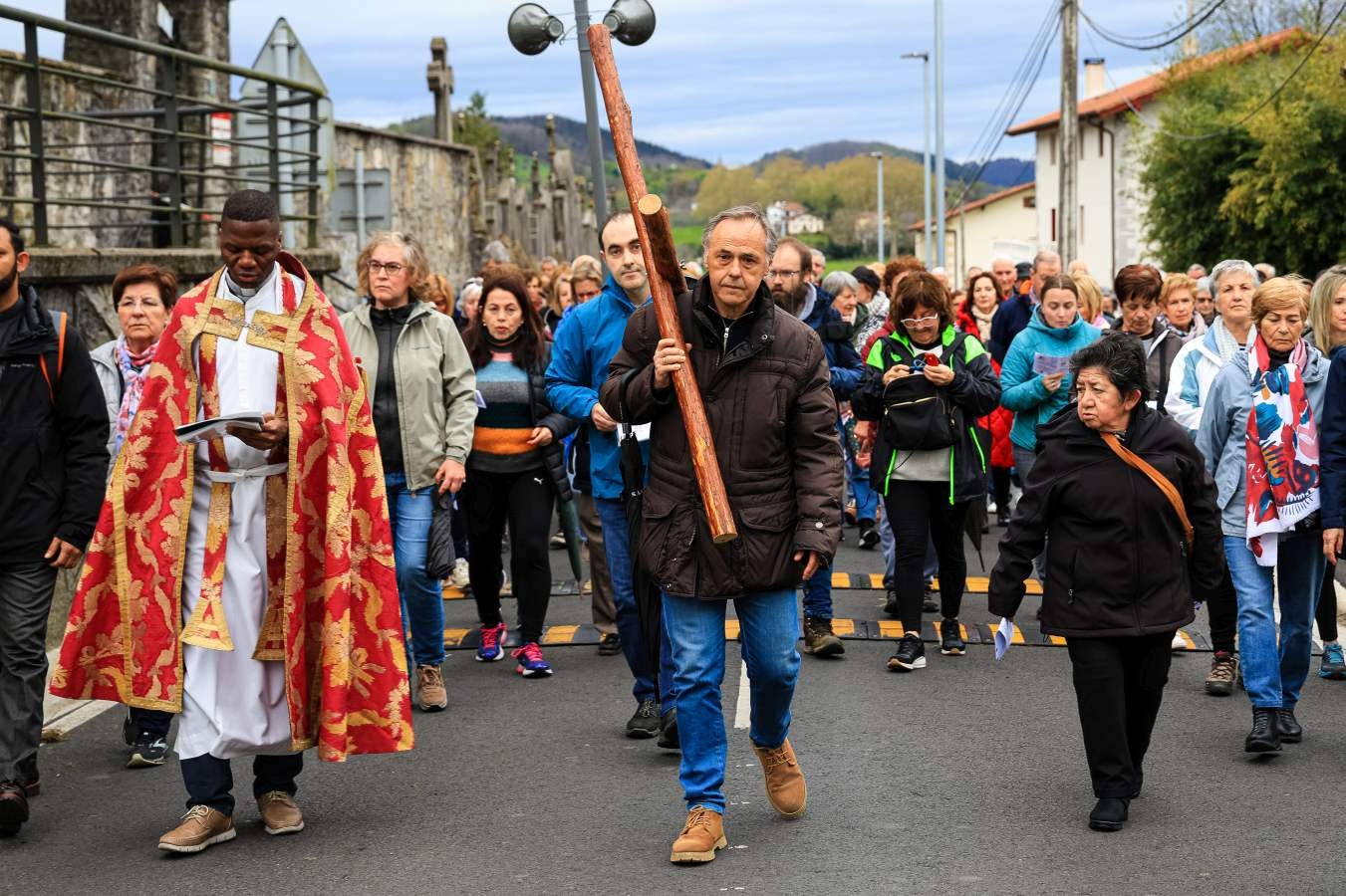 Vía Crucis de Irun hasta San Marcial | El Diario Vasco