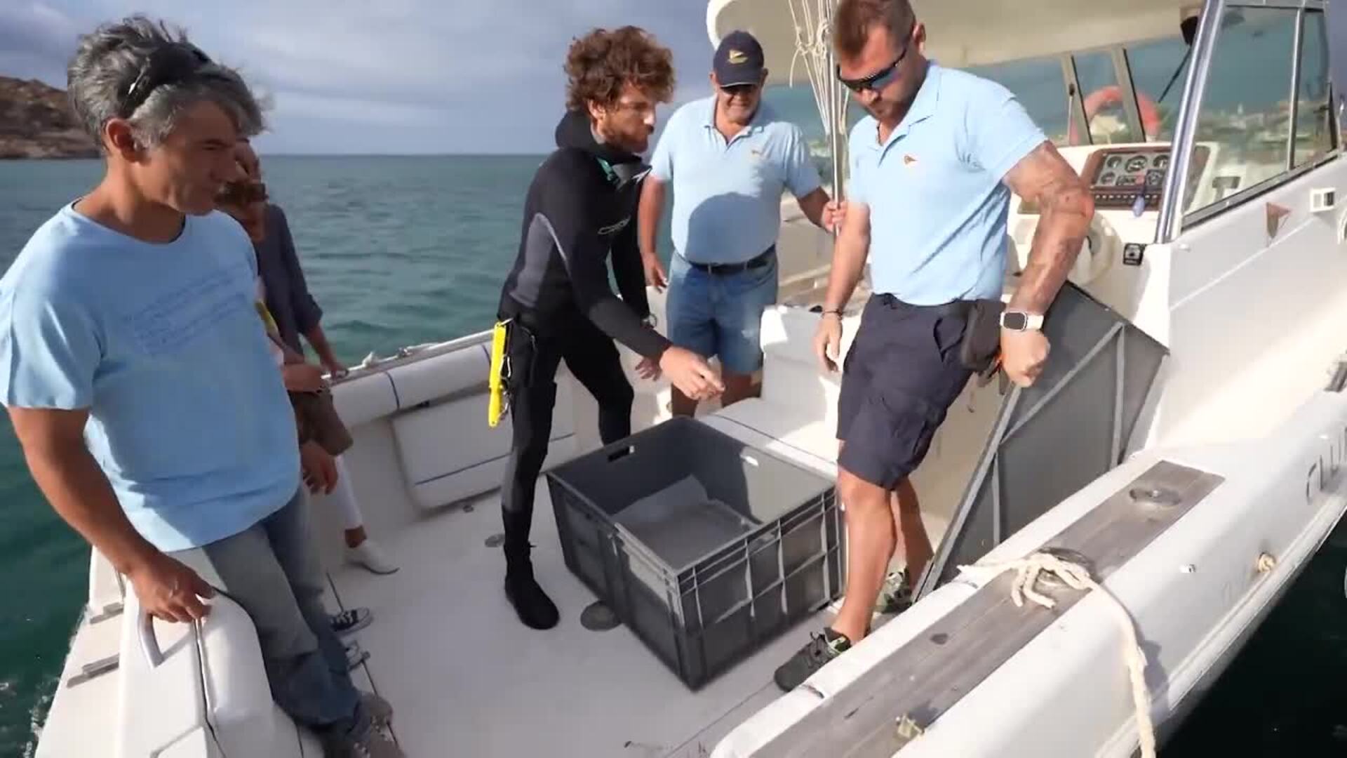 Comienza la extracción de la primera pieza de la embarcación fenicia ...
