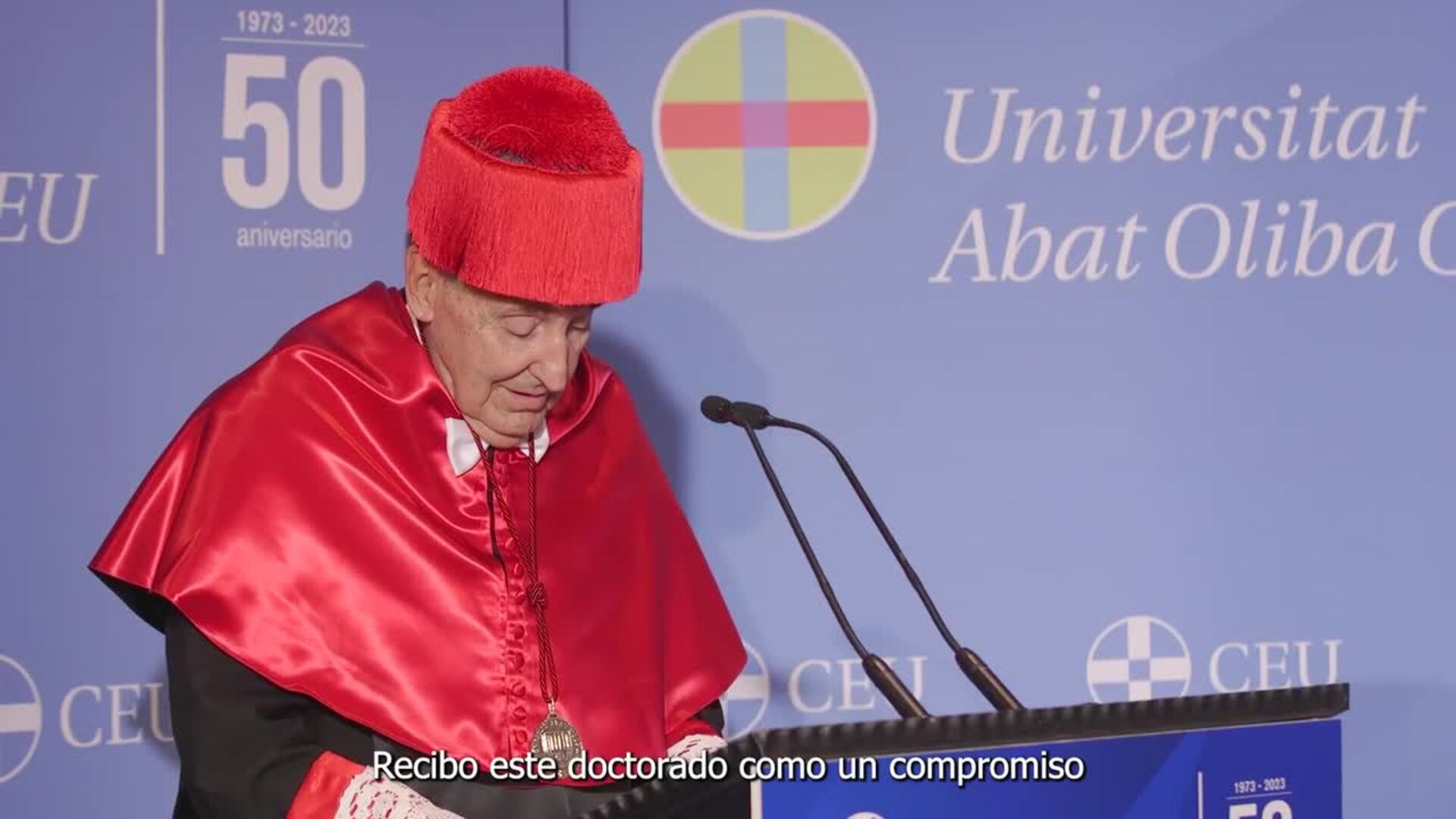 José Luis Bonet y Miquel Roca, investidos como doctores honoris causa ...