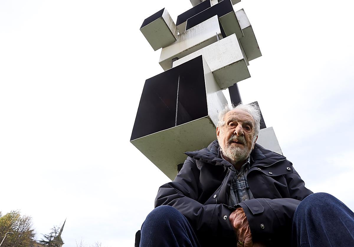 Ricardo Ugarte, Escultor: «Éramos hijos de la posguerra con hambre de ...