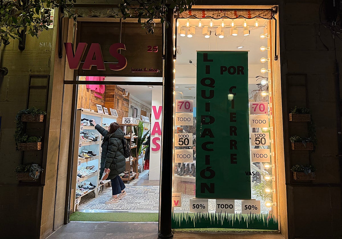 «Liquidación por cierre»: adiós a una de las zapaterías más conocidas ...
