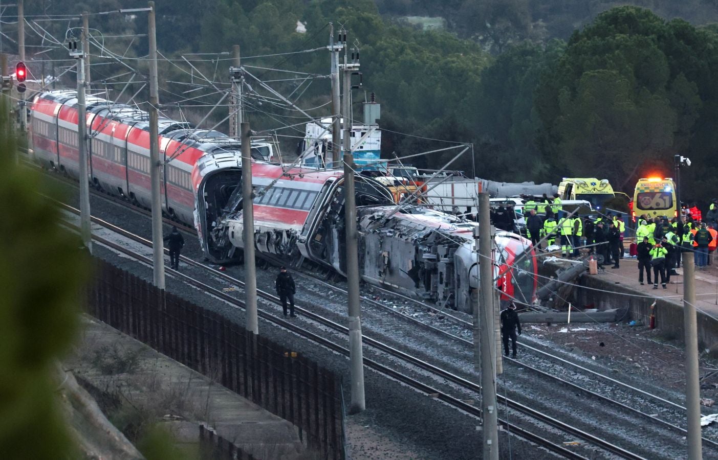 Las primeras imágenes con las primeras luces del día del accidente de ...