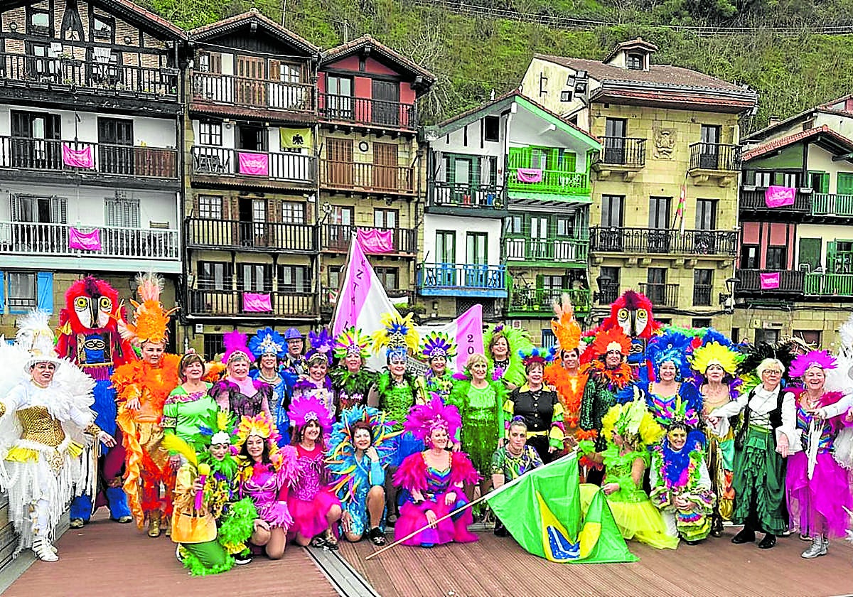 Trintxerpe toma el relevo carnavalero | El Diario Vasco