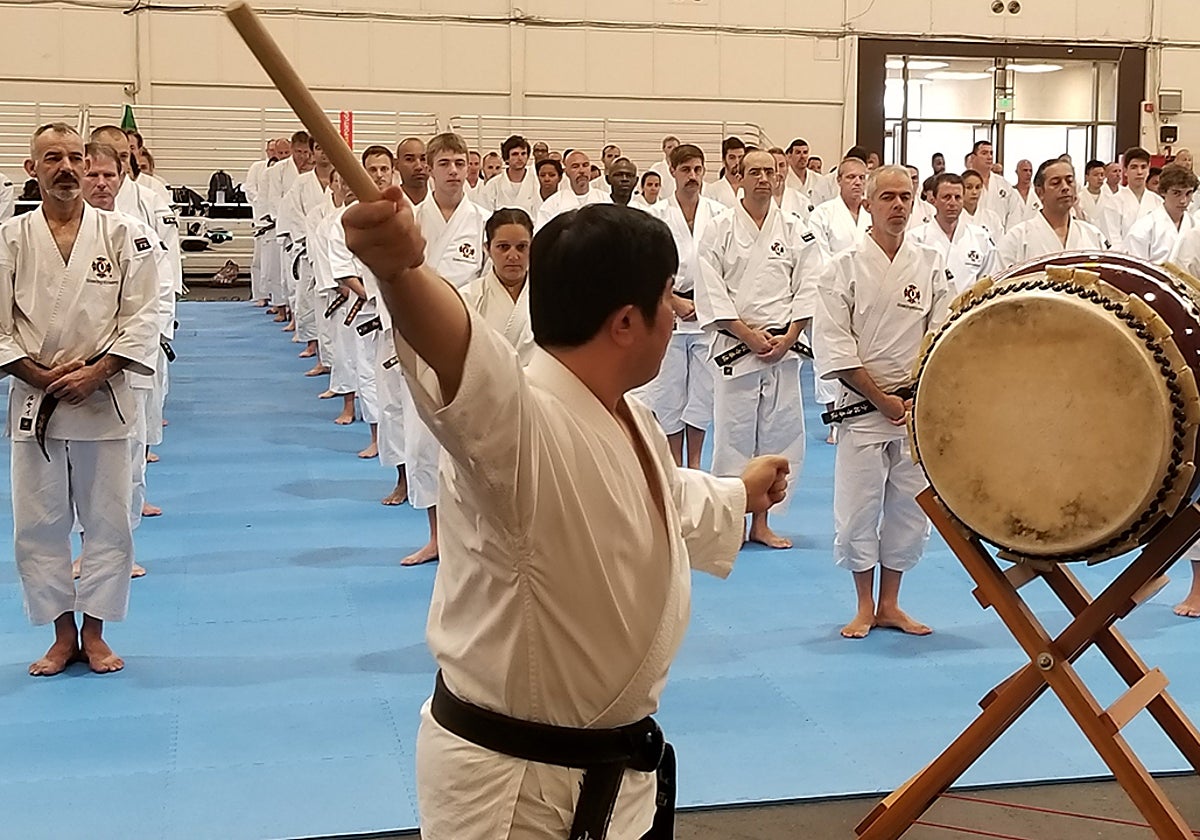 El frontón Beloki acogerá una gran exhibición de Shorinji Kempo este ...