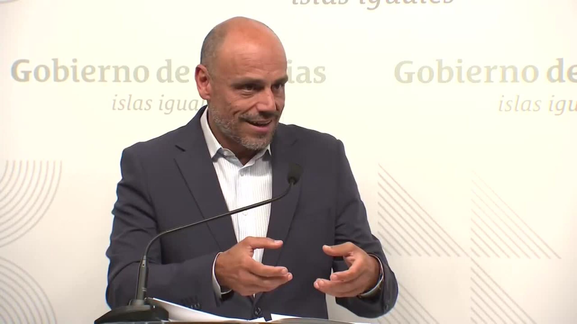Canarias no rompe con el Gobierno pero avisa de falta de "seriedad | El ...