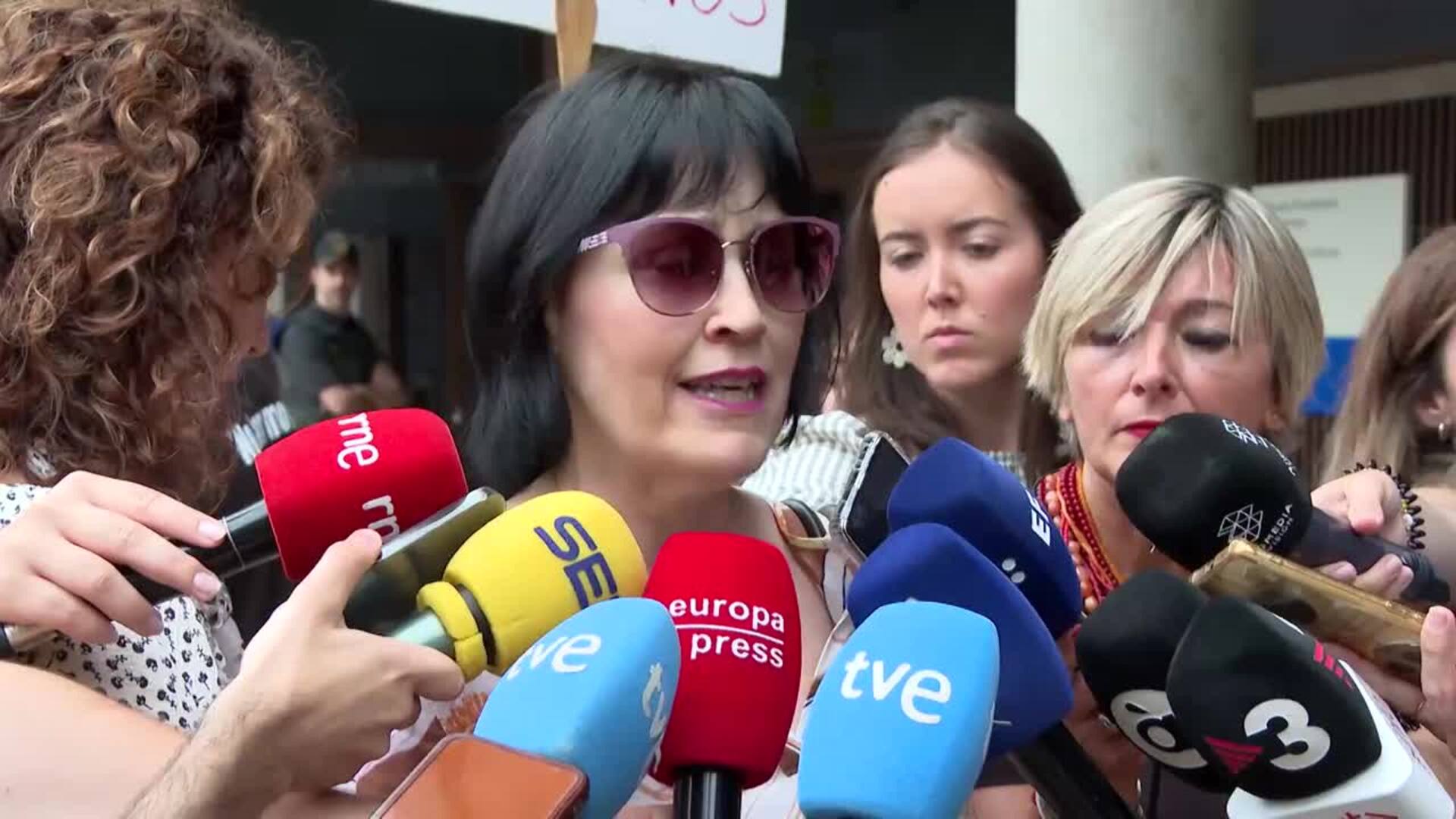 Víctimas dana piden imputar a Camarero y reprochan que haya entrado a ...