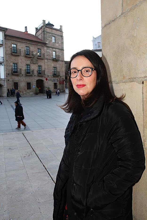 El adelanto electoral refuerza las opciones de Ana Bretón en el PP | El ...