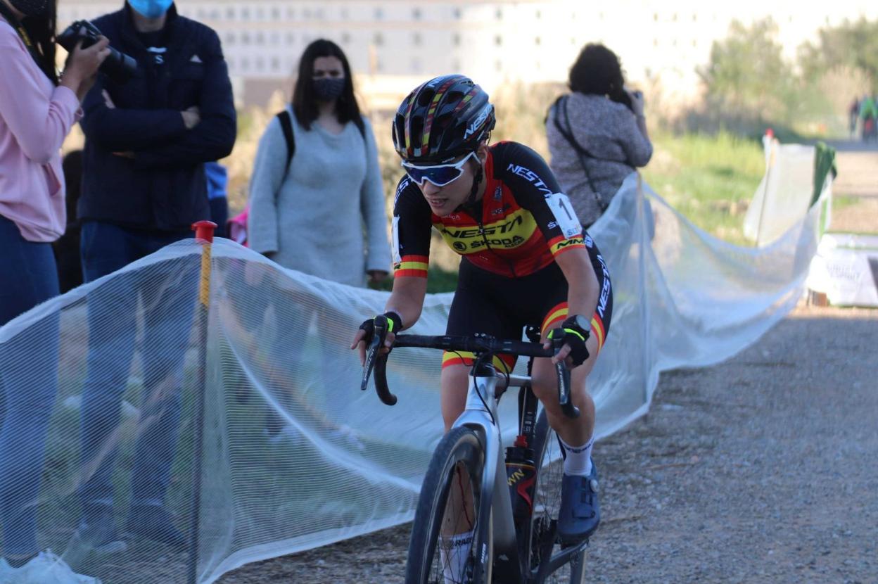Lucía González y Lydia Pinto conquistan la Copa de España | El Comercio ...