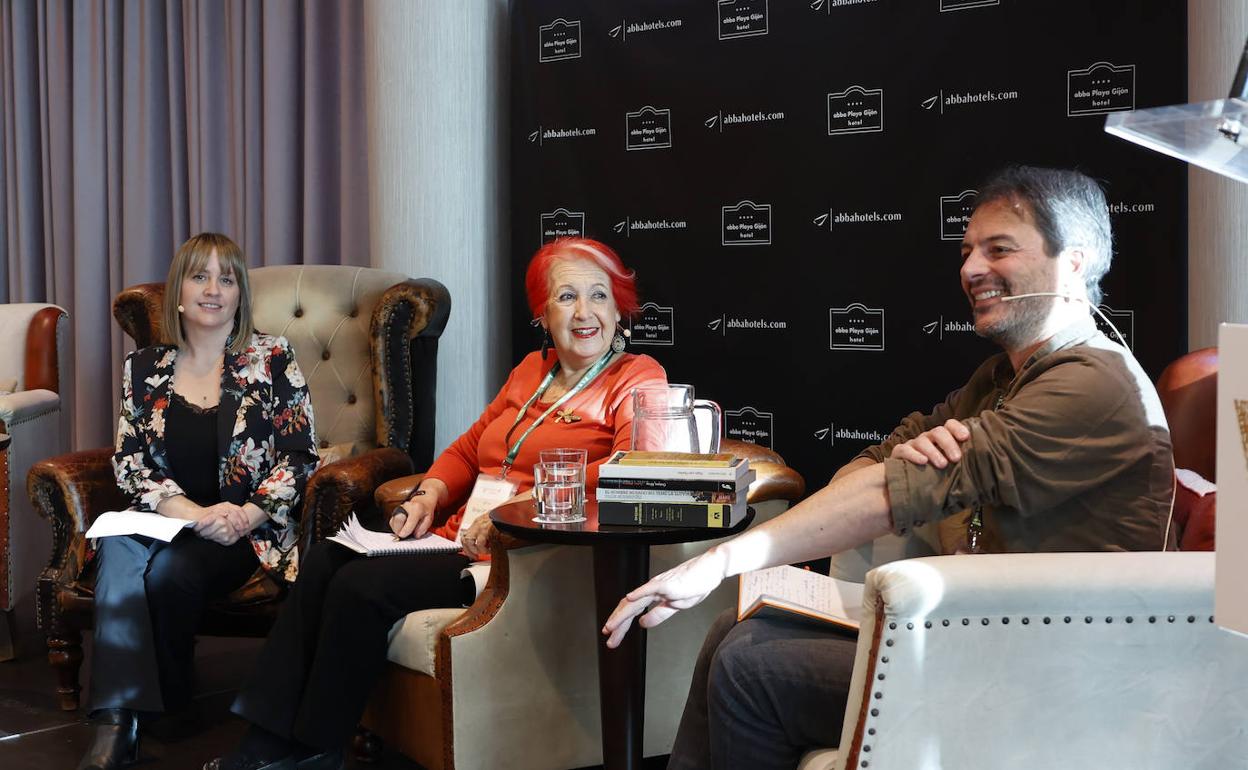 Rosa María Calaf: «El periodismo narrativo abre el foco de la ...
